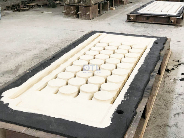 Heat Resistant Alloy Steel Castings, Centrifugal Cast Tubes, Sand Cast ...